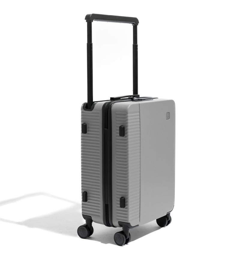 ICON Signature Cabin Suitcase