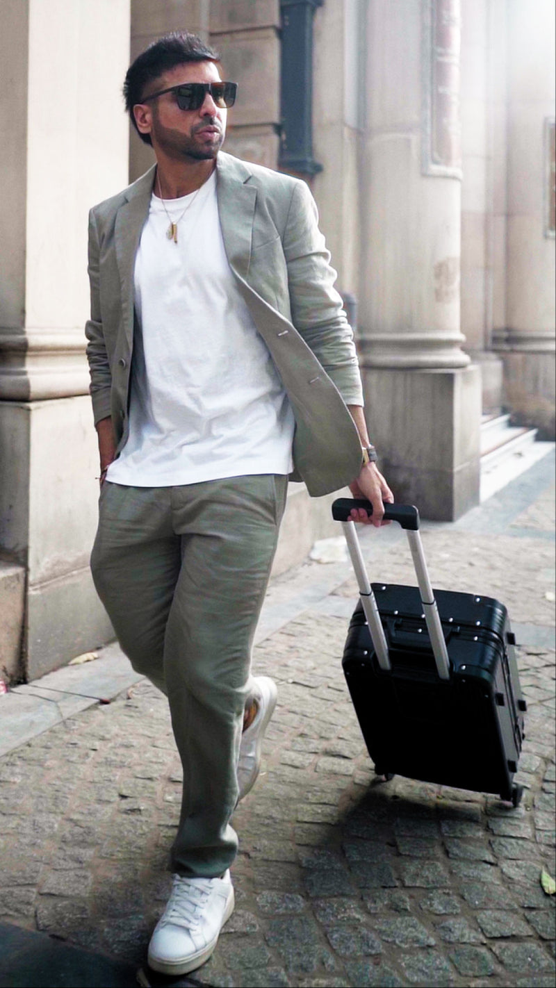 ICON: Luggage, Suitcases & Backpacks